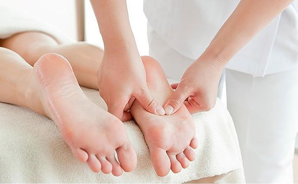 Conoce que es la reflexología, sus beneficios y más